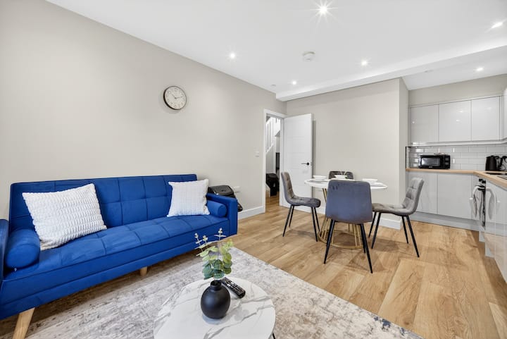 Near City Centre | Free Parking | Fast Wifi - Cardiff