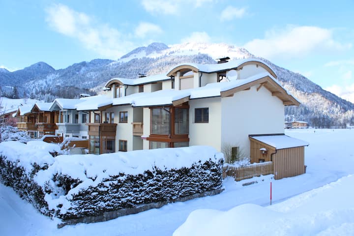 Dachgeschoss-studio Mit Kaiserblick/ski & Langlauf - Kössen