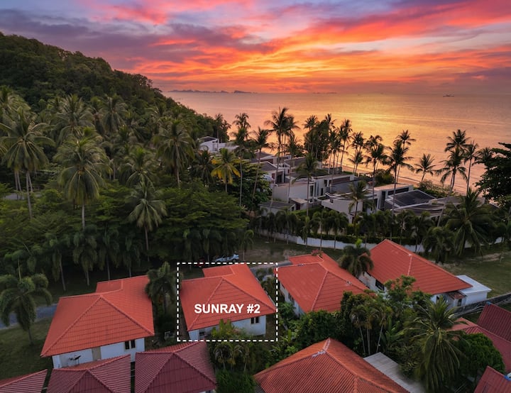 Sunny Seaside House On Very Quiet Beach - Ko Samui