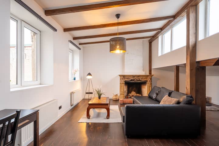 Old Town Gem | Top Floor | Family Apartment - Riga