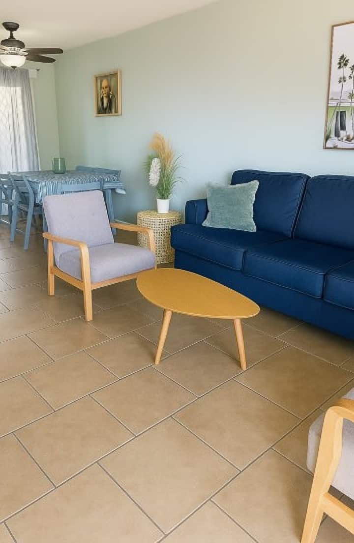 Beachy Coastal Stay• Near Jax Beach - Ponte Vedra Beach, FL