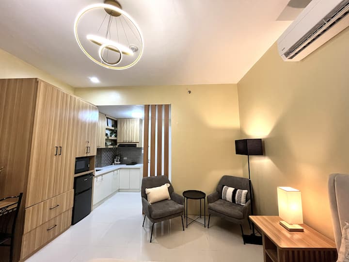 Spacious Avenir Condo With Wi-fi Near Cebu It Park - Cebu City