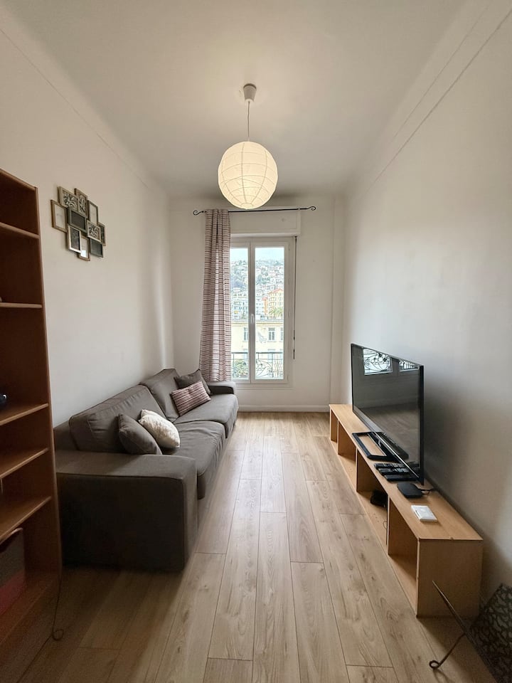 Spacieux Appartement Pour 4 Personnes - Nice