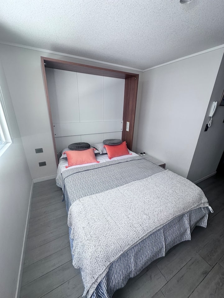 Comodo Dpto En Excelente Ubicacion - Santiago