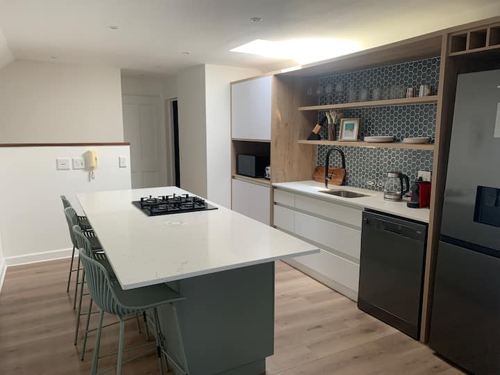 Charming 2 Bed Apartment In Tamboerskloof - 케이프타운