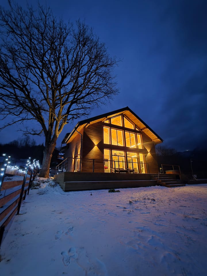 Friendlyplace - Cristian