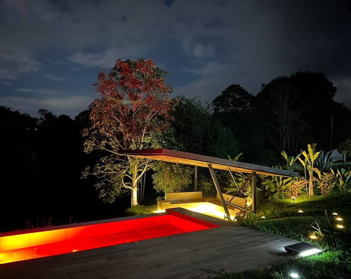 Jacuzzi Y Turco Casa De Campo Privada - Montenegro, Colombia