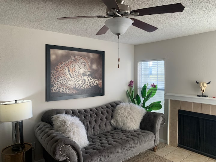 Stylish & Cozy Retreat | Modern Comfort - Altamonte Springs, FL