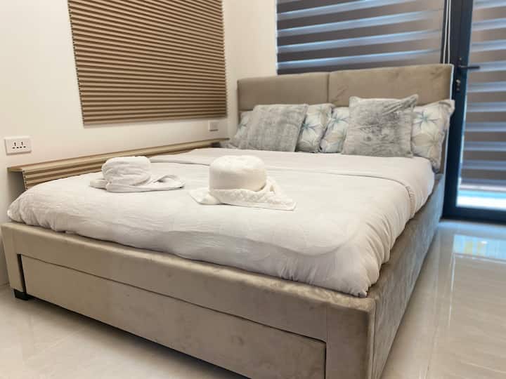 Studio W/ Balcony, Wifi,netflix N Washing - Cebú