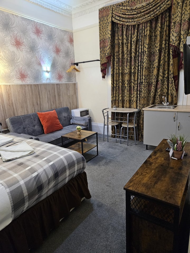 1stfloor Studio Flat | Sleep 3- Free Parking - Portsmouth