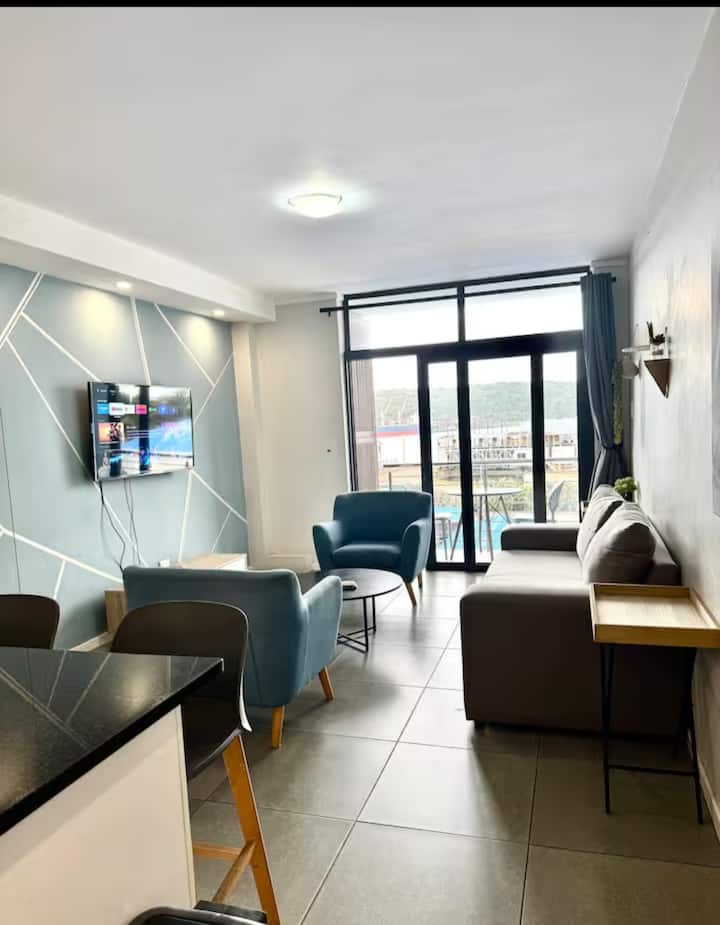 East Point In Point Waterfront - 4 Sleeper Apt - Durban
