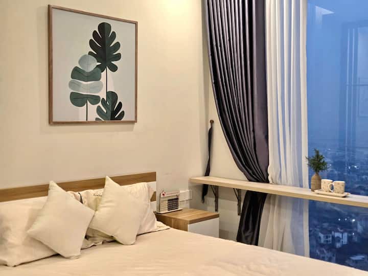 Luxury Apartment With River View Onsen/free Gym - China