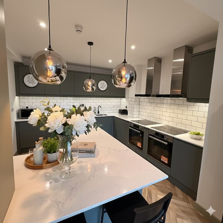 9-bedroom House With Driveway - Chepstow