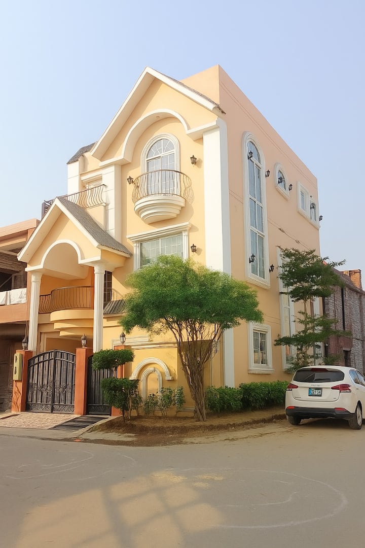 Skylines Apartments - Deluxe Villa - Lahore