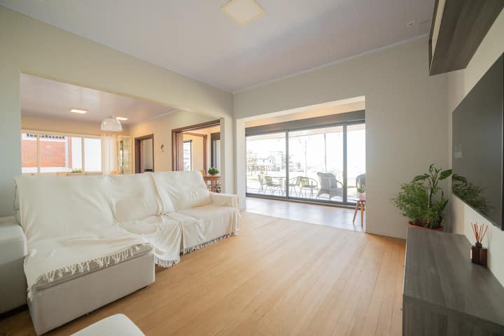 Casa Frente Para O Mar – Conforto E Lazer! - Torres