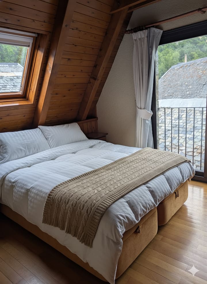 Casa Rústica, Amplia Y Familiar / 7 Min. Baqueira - Baqueira