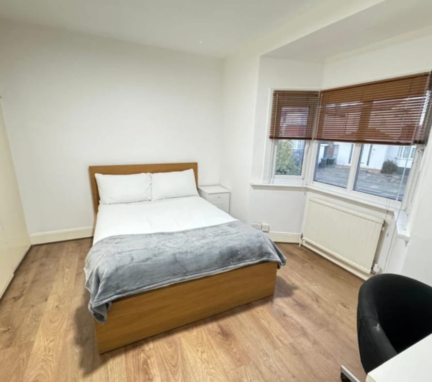 Chambre à distance | Chambre adaptée au travail dans le quartier calme ...