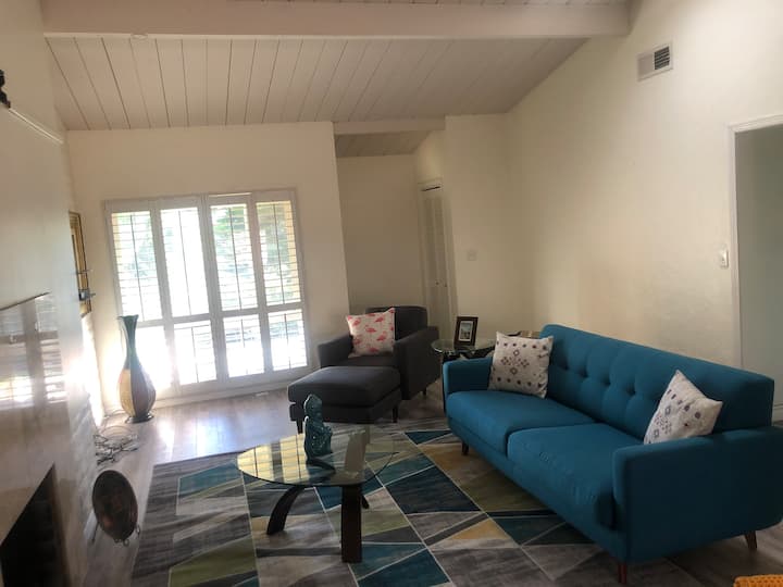 Cozy Condo Surrounded By Trees! - Santee, CA