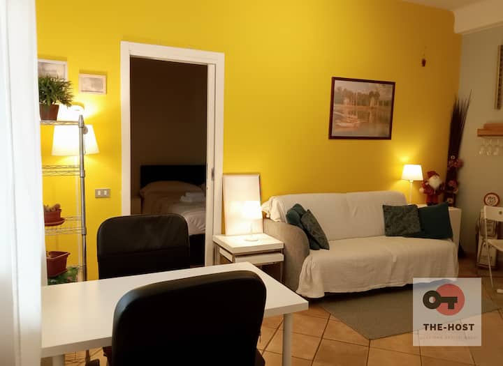 Typical Milanese Ringhiera House - Milan