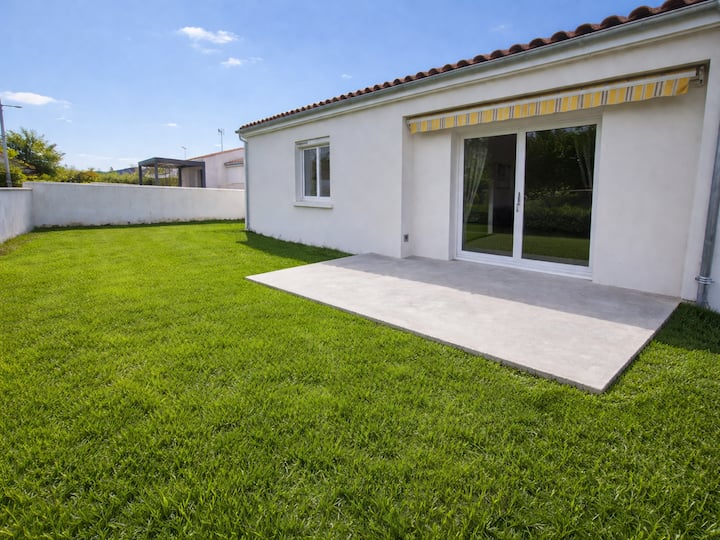 Nouveau : Maison Rénovée, Proche De Tout, Calme - Marennes