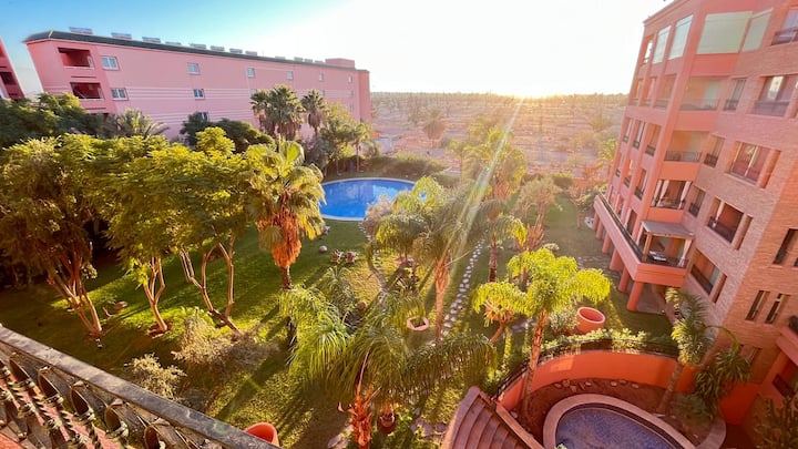 Sunset View In L'hivernage : Pool & Balcony - Marrakech