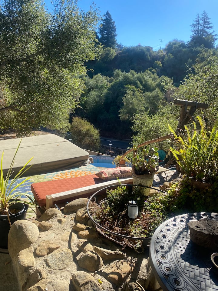 A Birds Nest - Ojai, CA