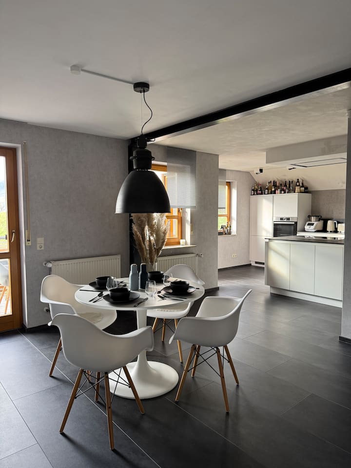 Moderne Wohnung Im Loft-stil Mit Tollem Weitblick - Künzelsau