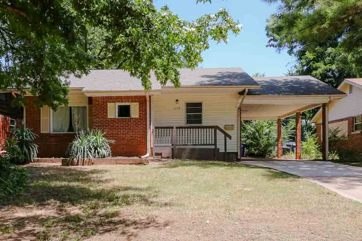 Farm House On Mcdonald - Stillwater, OK