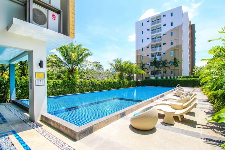 The Seaview Condo Rooftop And Free Boat Hourly - Phuket
