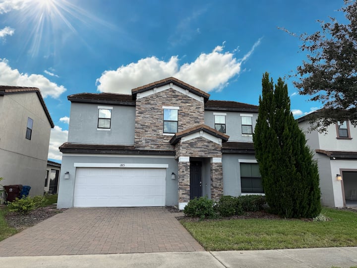 Paradise Waterfront At Balmoral | 5br + 5.5baths - Winter Haven, FL