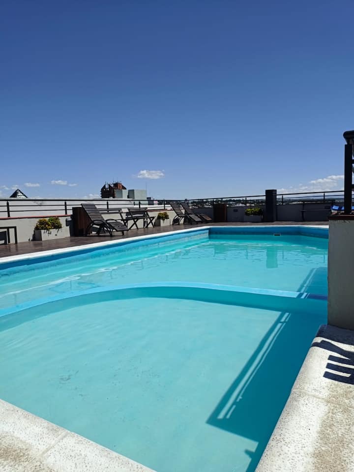 Depto A 1 Cuadra Del Centro, Cochera Y Pileta - Villa Carlos Paz