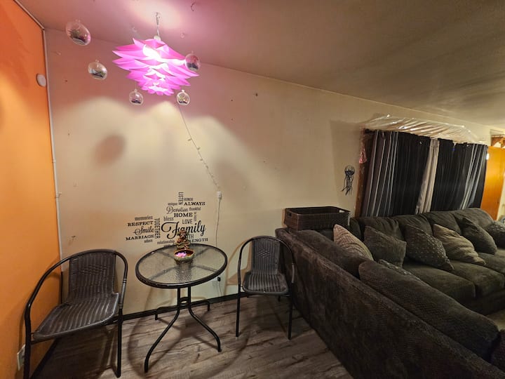 Relax & Unwind In Our Charming Ranch Retreat! - Buffalo Rock State Park, Ottawa