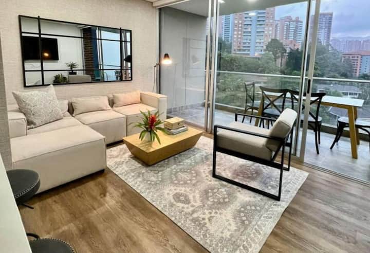2bd City Views In El Poblado By Sonno Homes - Medellín
