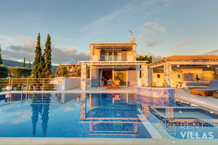 Villa Mare Magna With Private Pool - Greece