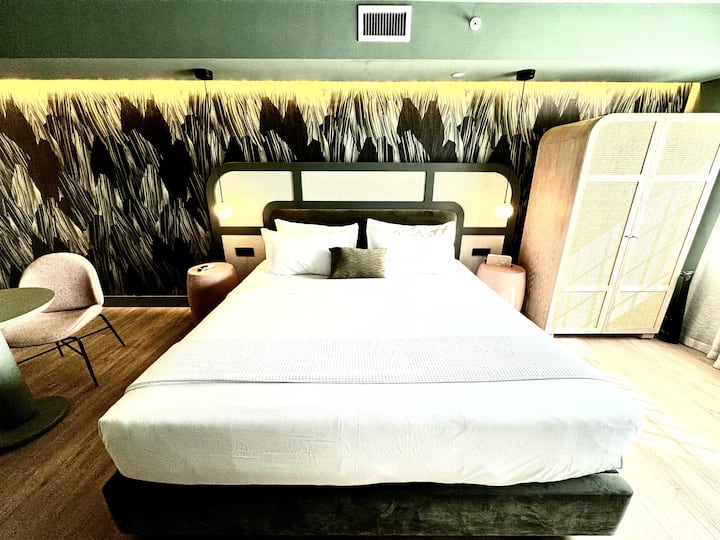 Miami South Beach! King Suite! Art Deco Hotel! - Miami Beach