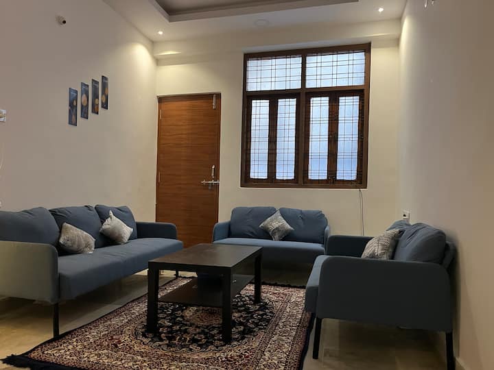 2bhk-free Parking&wifi-golconda7tombs-selfcheckin - Hyderabad