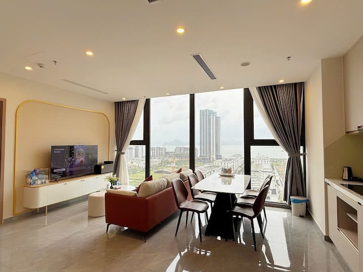 3 Bedroom Luxury Apartment Icon40,bai Chay,ha Long - China