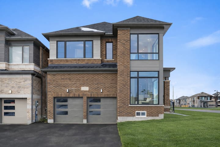 4br Retreat ~Brand New Detached ~Spotless ~ Erin - Caledon
