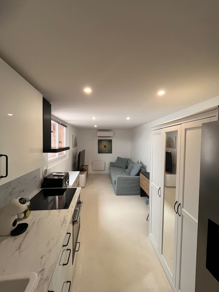 Charmant Studio Vue Montagne - Montauroux