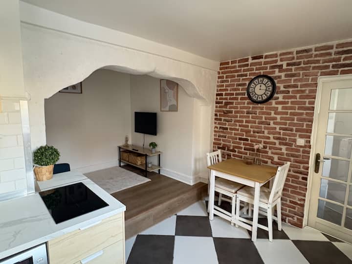 Cocon Du Centre-ville Charme & Tranquillité - Noisy-le-Grand