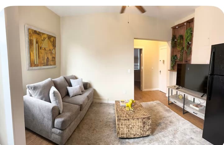 Cozy Home Great Location Near Everything - ニューロシェル, NY