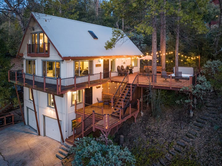 Lakeview Lodge Bass Lake With Boat Slip - Bass Lake, CA