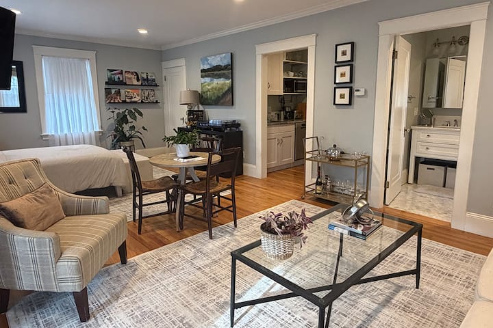 Studio In Historic Hill & Harbour - Rhode Island