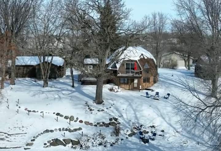 The Maple Lake Dome Home - Buffalo, MN