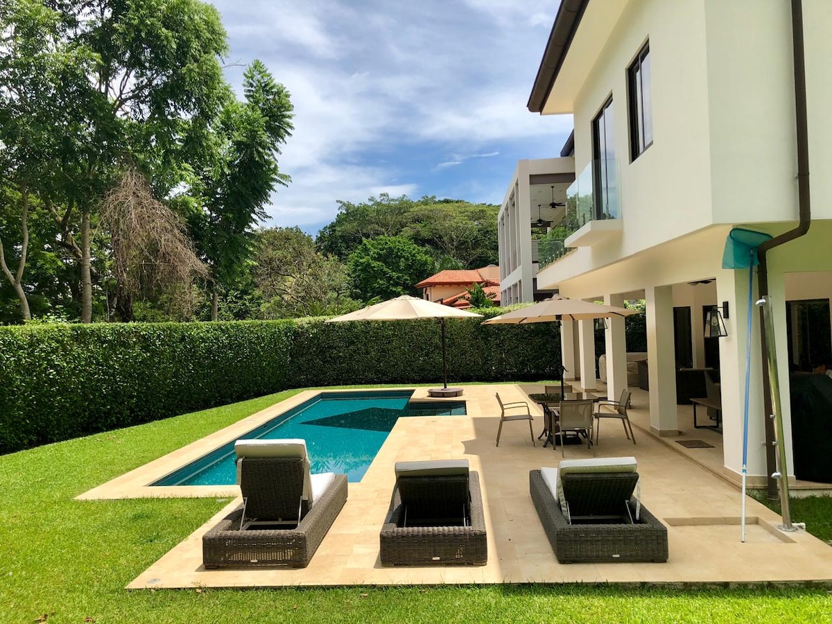 Beach House w/ access to Golf and Marina Los Sueños - Houses for Rent ...