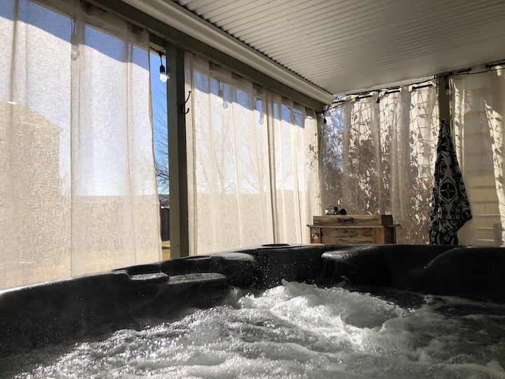 Comfy & Fun Home In Boulder County - Broomfield, CO