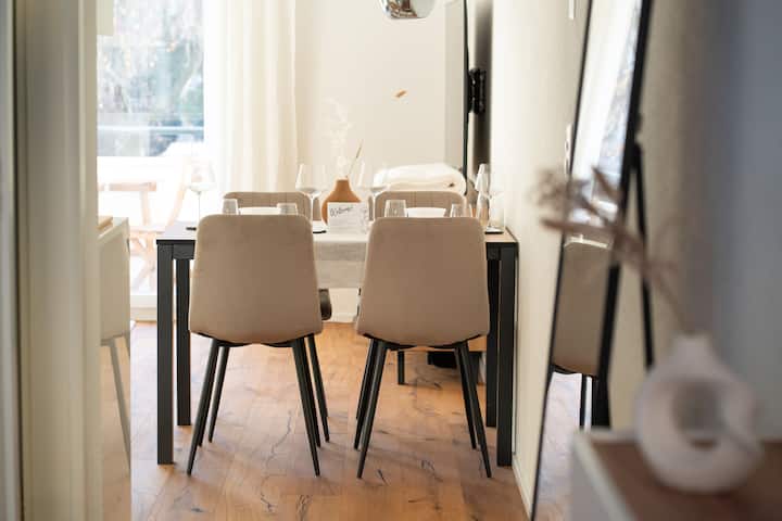 Workspace | Parking | Zurich Airport 5 Min | River - Zurique