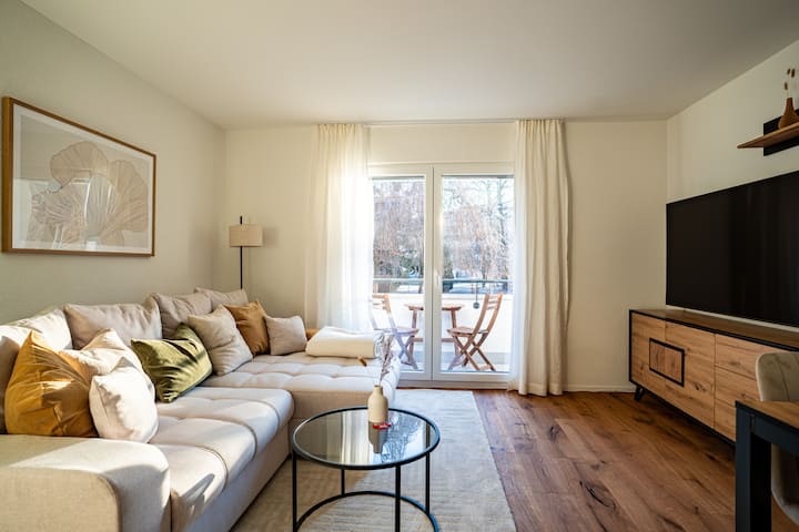 Urban Comfort 4 | Zurich Airport | By River Glatt - Zürich