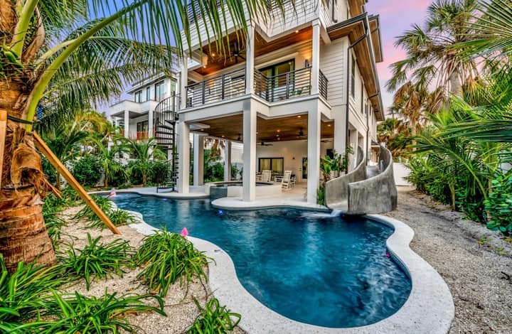 New! Beach House With Heated Pool/spa Water Slide! - 西埃斯特基