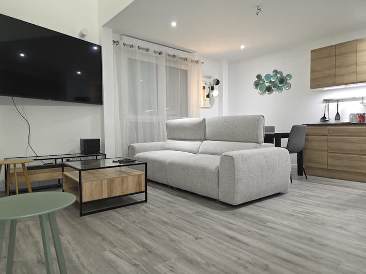 Le Duplex Roof Top Premium - 4 Chambres - ÉVry - Essonne